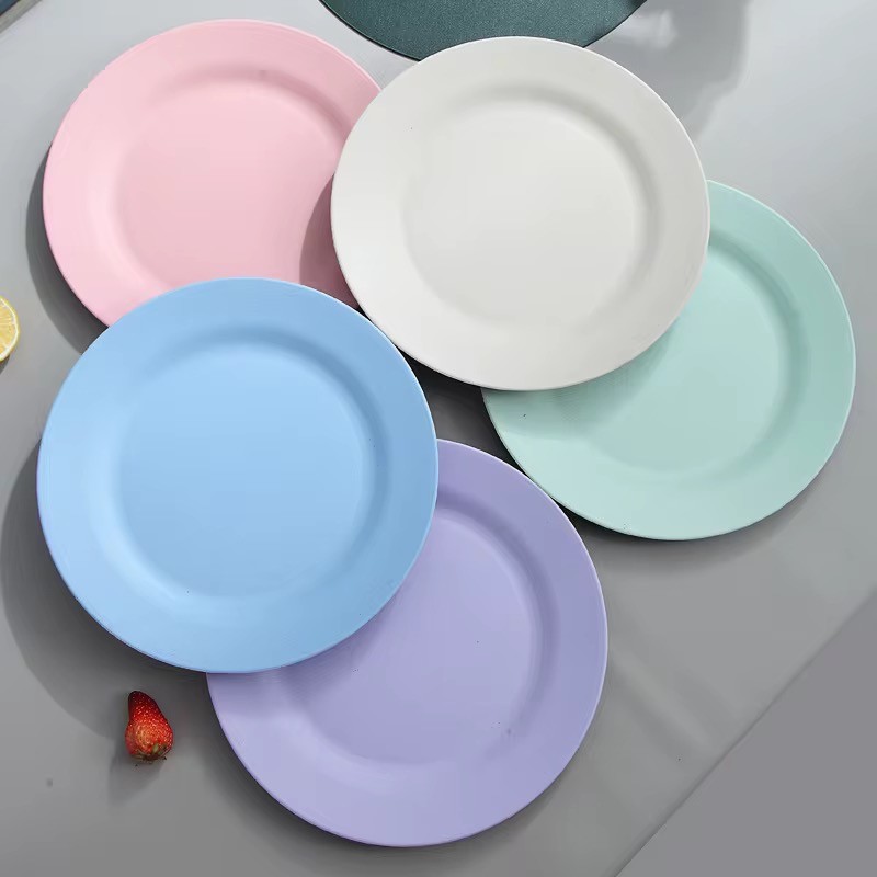 Farfurii rotunde colorate – design modern, din material durabil | BioZuf